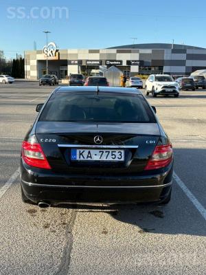 Черный Мерседес Ц 220 2008 в Рига, объемом двигателя 2.20 л и пробегом 232 тыс. км за 4900 €, фото 7 на AUTOMOTO.COM.LV