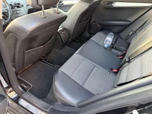 Black Mercedes-Benz c-220 2008 in Taurage, with an engine capacity of 2.15 L and mileage of 285 thousand km for 3600 €, photo 10 on AUTOMOTO.COM.LV