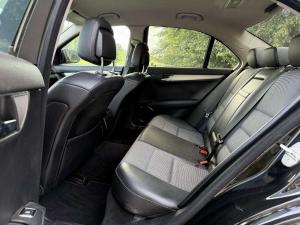 Black Mercedes-Benz c-220 2008 in Kaunas, with an engine capacity of 2.15 L and mileage of 393 thousand km for 5000 €, photo 13 on AUTOMOTO.COM.LV