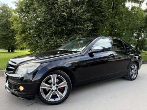 Black Mercedes-Benz c-220 2008 in Kaunas, with an engine capacity of 2.15 L and mileage of 393 thousand km for 5000 €, photo 16 on AUTOMOTO.COM.LV