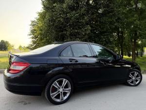 Melns Mercedes-Benz c-220 2008 Kauņa, ar dzinēja tilpumu 2.15 L un nobraukumu 396 tūkst. km par 4950 €, foto 5 vietnē AUTOMOTO.COM.LV