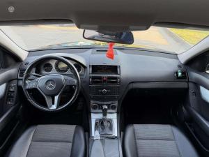 Melns Mercedes-Benz c-220 2008 Kauņa, ar dzinēja tilpumu 2.15 L un nobraukumu 396 tūkst. km par 4950 €, foto 6 vietnē AUTOMOTO.COM.LV