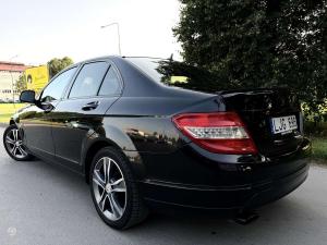 Melns Mercedes-Benz c-220 2008 Kauņa, ar dzinēja tilpumu 2.15 L un nobraukumu 396 tūkst. km par 4950 €, foto 16 vietnē AUTOMOTO.COM.LV