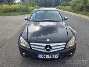 Melns Mercedes-Benz c-220 2008 Daugavpils, ar dzinēja tilpumu 2.10 L un nobraukumu 0 tūkst. km par 4450 €, foto 17 vietnē AUTOMOTO.COM.LV