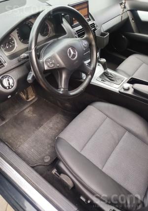 Melns Mercedes-Benz c-220 2008 Jelgava, ar dzinēja tilpumu 2.20 L un nobraukumu 315 tūkst. km par 4700 €, foto 8 vietnē AUTOMOTO.COM.LV