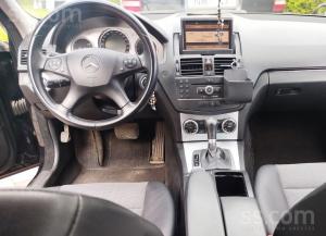 Melns Mercedes-Benz c-220 2008 Jelgava, ar dzinēja tilpumu 2.20 L un nobraukumu 315 tūkst. km par 4700 €, foto 9 vietnē AUTOMOTO.COM.LV