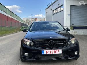 Melns Mercedes-Benz c-220 2009 Klaipėda, ar dzinēja tilpumu 2.20 L un nobraukumu 378 tūkst. km par 3999 €, foto 3 vietnē AUTOMOTO.COM.LV