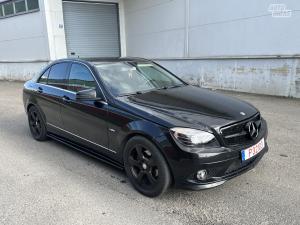 Melns Mercedes-Benz c-220 2009 Klaipėda, ar dzinēja tilpumu 2.20 L un nobraukumu 378 tūkst. km par 3999 €, foto 4 vietnē AUTOMOTO.COM.LV