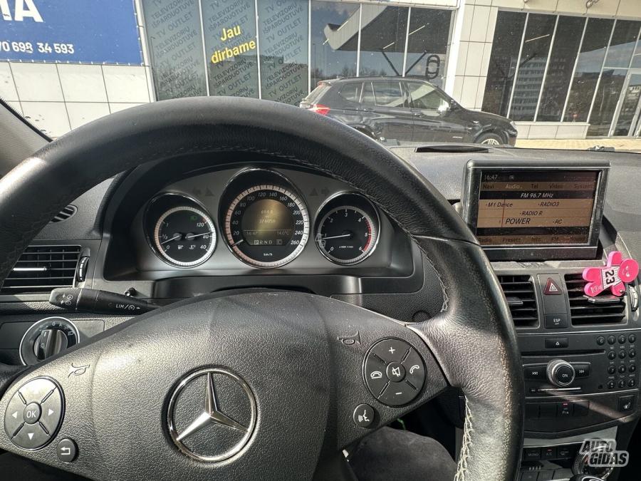 Melns Mercedes-Benz c-220 2009 Klaipėda, ar dzinēja tilpumu 2.20 L un nobraukumu 378 tūkst. km par 3999 €, foto 23 vietnē AUTOMOTO.COM.LV