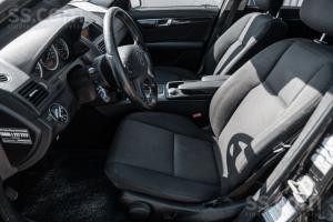 Black Mercedes-Benz c-220 2009 in Riga, with an engine capacity of 2.10 L and mileage of 282 thousand km for 5000 €, photo 21 on AUTOMOTO.COM.LV
