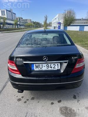 Черный Мерседес Ц 220 2010 в Елгава, объемом двигателя 2.20 л и пробегом 318 тыс. км за 4700 €, фото 15 на AUTOMOTO.COM.LV