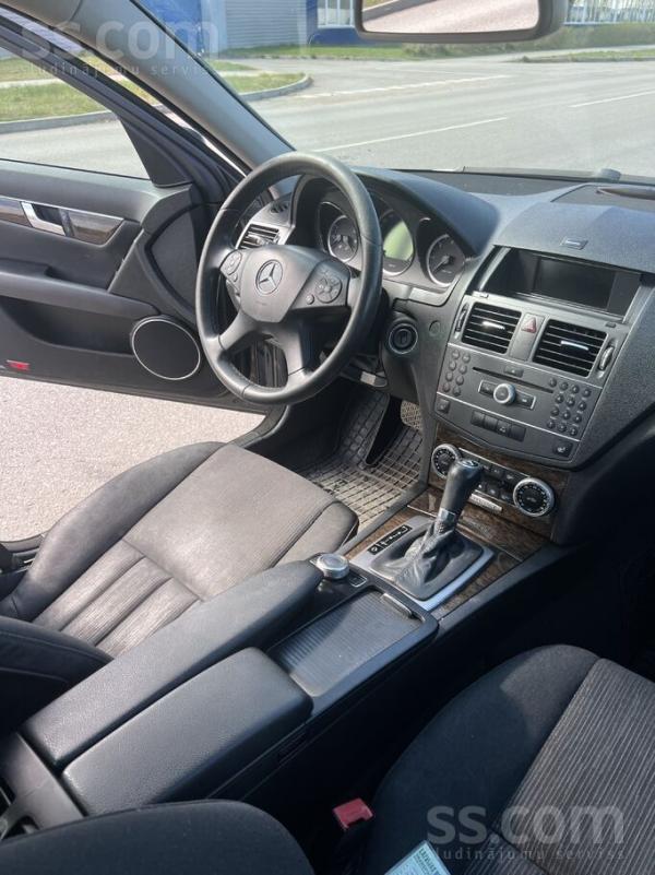 Melns Mercedes-Benz c-220 2010 Jelgava, ar dzinēja tilpumu 2.20 L un nobraukumu 318 tūkst. km par 4950 €, foto 8 vietnē AUTOMOTO.COM.LV