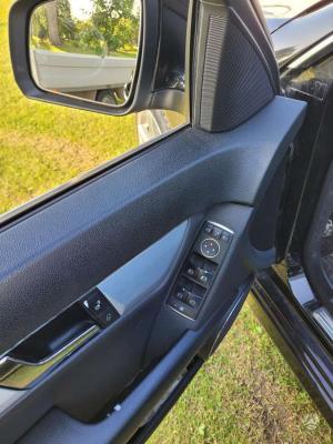 Black Mercedes-Benz c-220 2010 in Jurbarkas, with an engine capacity of 2.15 L and mileage of 268 thousand km for 5300 €, photo 7 on AUTOMOTO.COM.LV