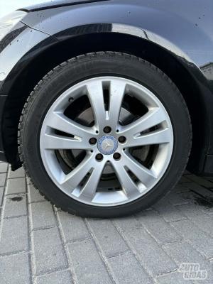 Black Mercedes-Benz c-220 2011 in Vilnius, with an engine capacity of 2.10 L and mileage of 313 thousand km for 5100 €, photo 9 on AUTOMOTO.COM.LV