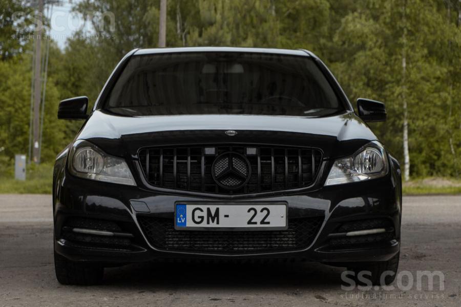 Black Mercedes-Benz c-220 2011 in Aluksne, with an engine capacity of 2.20 L and mileage of 316 thousand km for 6900 €, photo 3 on AUTOMOTO.COM.LV