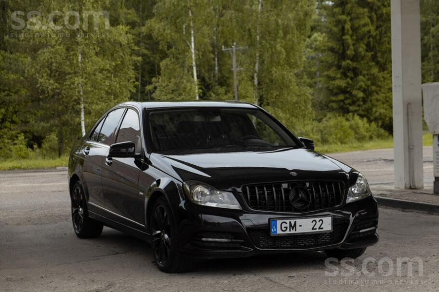 Black Mercedes-Benz c-220 2011 in Aluksne, with an engine capacity of 2.20 L and mileage of 316 thousand km for 6700 €, photo 1 on AUTOMOTO.COM.LV