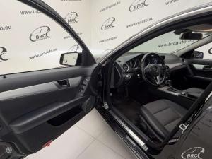 Black Mercedes-Benz c-220 2012 in Vilnius, with an engine capacity of 2.14 L and mileage of 225 thousand km for 5900 €, photo 20 on AUTOMOTO.COM.LV