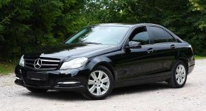 Melns Mercedes-Benz c-220 2012 Kretinga, ar dzinēja tilpumu 2.14 L un nobraukumu 330 tūkst. km par 5999 €, foto 9 vietnē AUTOMOTO.COM.LV