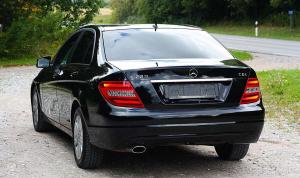 Melns Mercedes-Benz c-220 2012 Kretinga, ar dzinēja tilpumu 2.14 L un nobraukumu 330 tūkst. km par 5999 €, foto 15 vietnē AUTOMOTO.COM.LV
