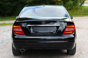 Melns Mercedes-Benz c-220 2012 Kretinga, ar dzinēja tilpumu 2.14 L un nobraukumu 330 tūkst. km par 5999 €, foto 17 vietnē AUTOMOTO.COM.LV