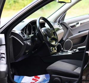 Melns Mercedes-Benz c-220 2012 Kretinga, ar dzinēja tilpumu 2.14 L un nobraukumu 330 tūkst. km par 5999 €, foto 23 vietnē AUTOMOTO.COM.LV