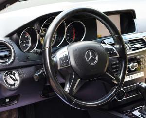 Melns Mercedes-Benz c-220 2012 Kretinga, ar dzinēja tilpumu 2.14 L un nobraukumu 330 tūkst. km par 5999 €, foto 24 vietnē AUTOMOTO.COM.LV