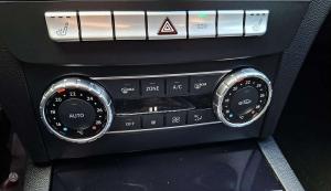 Melns Mercedes-Benz c-220 2012 Kretinga, ar dzinēja tilpumu 2.14 L un nobraukumu 330 tūkst. km par 5999 €, foto 31 vietnē AUTOMOTO.COM.LV