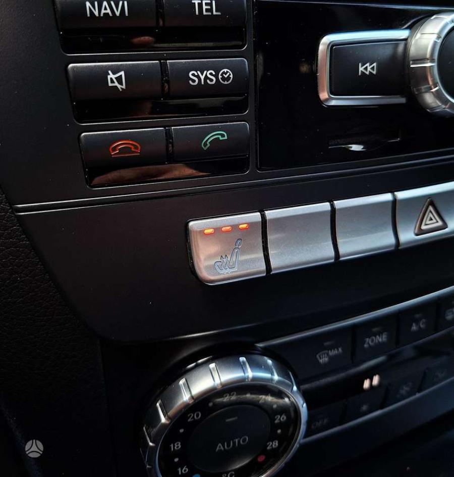 Melns Mercedes-Benz c-220 2012 Kretinga, ar dzinēja tilpumu 2.14 L un nobraukumu 330 tūkst. km par 5999 €, foto 32 vietnē AUTOMOTO.COM.LV
