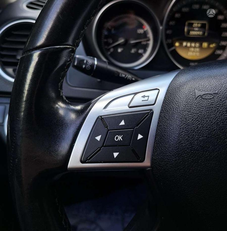 Melns Mercedes-Benz c-220 2012 Kretinga, ar dzinēja tilpumu 2.14 L un nobraukumu 330 tūkst. km par 5999 €, foto 37 vietnē AUTOMOTO.COM.LV