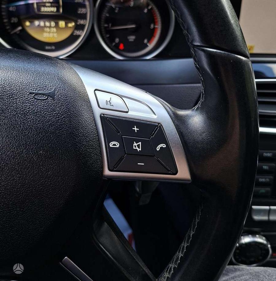 Melns Mercedes-Benz c-220 2012 Kretinga, ar dzinēja tilpumu 2.14 L un nobraukumu 330 tūkst. km par 5999 €, foto 38 vietnē AUTOMOTO.COM.LV