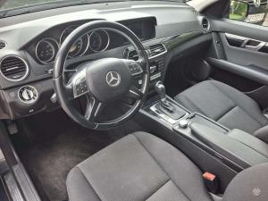 Melns Mercedes-Benz c-220 2012 Kauņa, ar dzinēja tilpumu 2.20 L un nobraukumu 284 tūkst. km par 6350 €, foto 7 vietnē AUTOMOTO.COM.LV