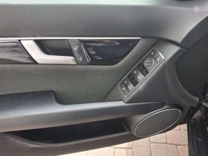 Melns Mercedes-Benz c-220 2012 Kauņa, ar dzinēja tilpumu 2.20 L un nobraukumu 284 tūkst. km par 6350 €, foto 8 vietnē AUTOMOTO.COM.LV