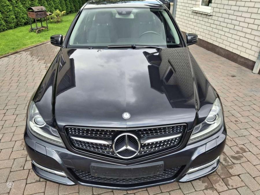 Melns Mercedes-Benz c-220 2012 Kauņa, ar dzinēja tilpumu 2.20 L un nobraukumu 284 tūkst. km par 6350 €, foto 11 vietnē AUTOMOTO.COM.LV
