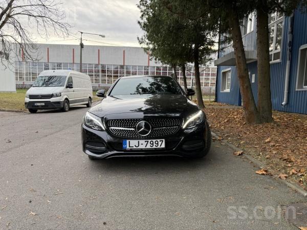 Melns Mercedes-Benz c-220 2014 Rīga, ar dzinēja tilpumu 2.20 L un nobraukumu 85 tūkst. km par 17800 €, foto 2 vietnē AUTOMOTO.COM.LV