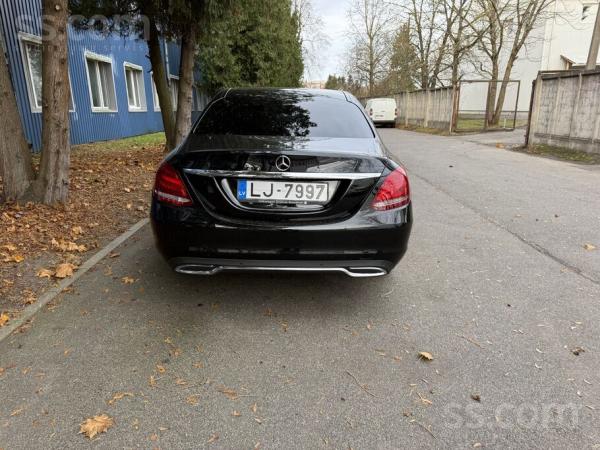 Melns Mercedes-Benz c-220 2014 Rīga, ar dzinēja tilpumu 2.20 L un nobraukumu 85 tūkst. km par 17800 €, foto 6 vietnē AUTOMOTO.COM.LV