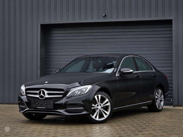 Black Mercedes-Benz c-220 2014 in Kaunas, with an engine capacity of 2.14 L and mileage of 288 thousand km for 13999 €, photo 9 on AUTOMOTO.COM.LV