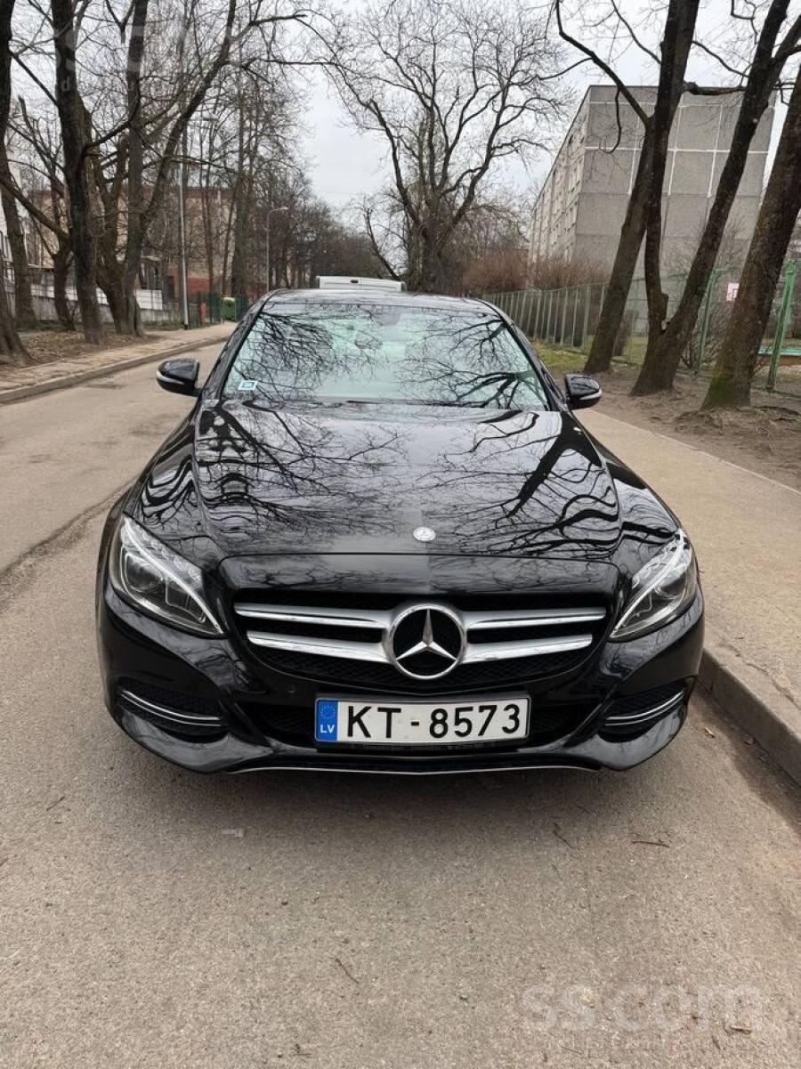 Melns Mercedes-Benz c-220 2014 Rīga, ar dzinēja tilpumu 2.00 L un nobraukumu 351 tūkst. km par 13000 €, foto 3 vietnē AUTOMOTO.COM.LV