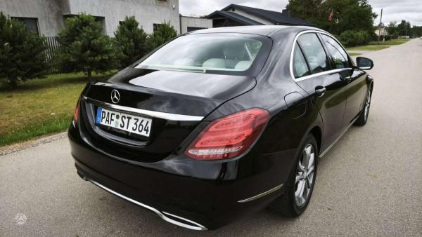 Black Mercedes-Benz c-220 2014 in Siauliai, with an engine capacity of 2.14 L and mileage of 265 thousand km for 11990 €, photo 5 on AUTOMOTO.COM.LV