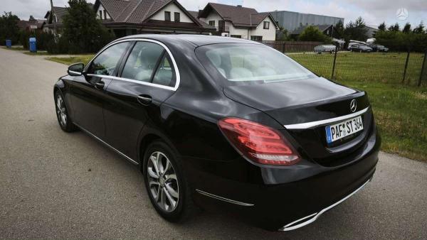 Black Mercedes-Benz c-220 2014 in Siauliai, with an engine capacity of 2.14 L and mileage of 265 thousand km for 11990 €, photo 8 on AUTOMOTO.COM.LV