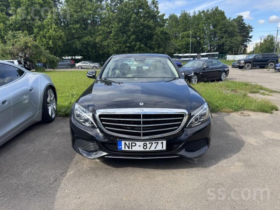 Melns Mercedes-Benz c-220 2014 Rīga, ar dzinēja tilpumu 2.10 L un nobraukumu 180 tūkst. km par 8200 €, foto 3 vietnē AUTOMOTO.COM.LV
