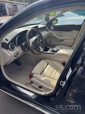 Melns Mercedes-Benz c-220 2014 Rīga, ar dzinēja tilpumu 2.10 L un nobraukumu 180 tūkst. km par 8200 €, foto 5 vietnē AUTOMOTO.COM.LV
