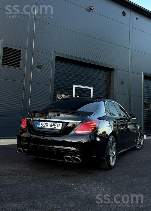 Black Mercedes-Benz c-220 2014 in Tallinn, with an engine capacity of 2.20 L and mileage of 170 thousand km for 18599 €, photo 2 on AUTOMOTO.COM.LV