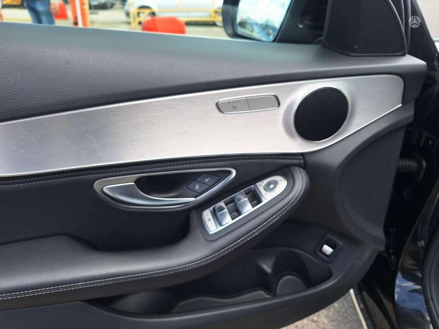 Black Mercedes-Benz c-220 2014 in Kaunas, with an engine capacity of 2.20 L and mileage of 235 thousand km for 12300 €, photo 13 on AUTOMOTO.COM.LV
