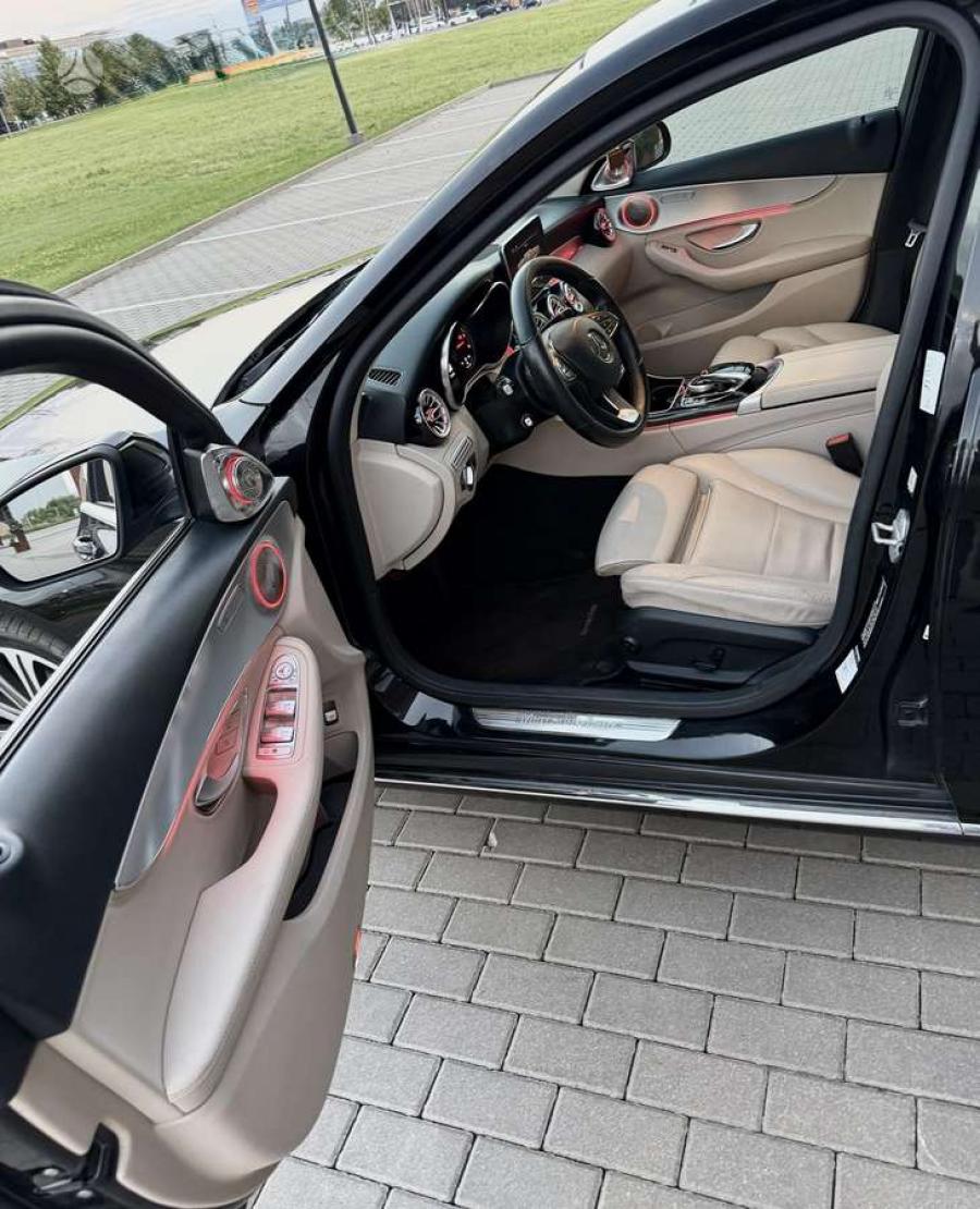 Melns Mercedes-Benz c-220 2014 Kauņa, ar dzinēja tilpumu 0.00 L un nobraukumu 285 tūkst. km par 12450 €, foto 10 vietnē AUTOMOTO.COM.LV