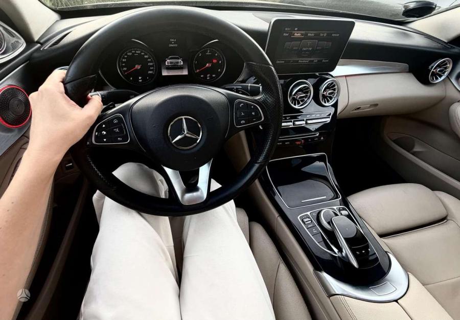 Melns Mercedes-Benz c-220 2014 Kauņa, ar dzinēja tilpumu 0.00 L un nobraukumu 285 tūkst. km par 12450 €, foto 21 vietnē AUTOMOTO.COM.LV