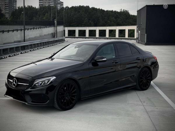 Black Mercedes-Benz c-220 2014 in Vilnius, with an engine capacity of 2.14 L and mileage of 343 thousand km for 16000 €, photo 9 on AUTOMOTO.COM.LV