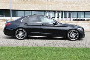 Black Mercedes-Benz c-220 2014 in Vilnius, with an engine capacity of 2.14 L and mileage of 269 thousand km for 13500 €, photo 9 on AUTOMOTO.COM.LV