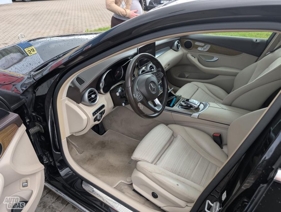 Black Mercedes-Benz c-220 2014 in Klaipeda, with an engine capacity of 2.20 L and mileage of 155 thousand km for 14000 €, photo 6 on AUTOMOTO.COM.LV
