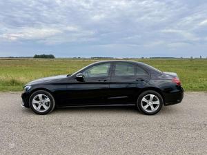 Black Mercedes-Benz c-220 2014 in Siauliai, with an engine capacity of 2.14 L and mileage of 216 thousand km for 13900 €, photo 6 on AUTOMOTO.COM.LV