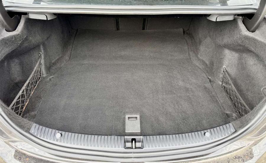 Black Mercedes-Benz c-220 2014 in Siauliai, with an engine capacity of 2.14 L and mileage of 216 thousand km for 13900 €, photo 21 on AUTOMOTO.COM.LV